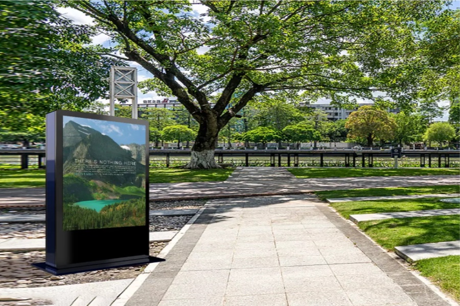 How to Select a Suitable Outdoor Waterproof Digital Signage? - KSSdisplay